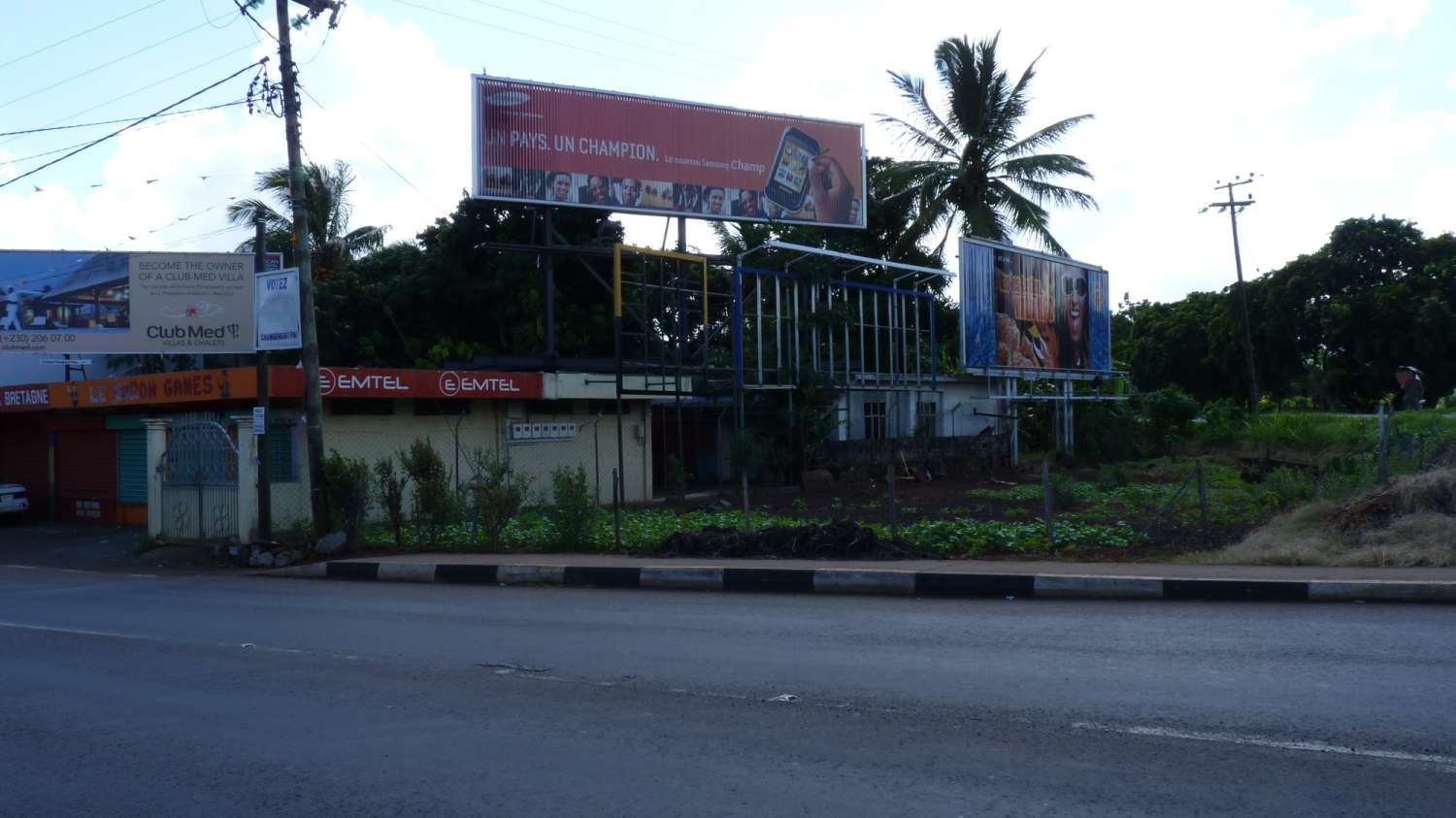 Terre Rouge | Outre-mer